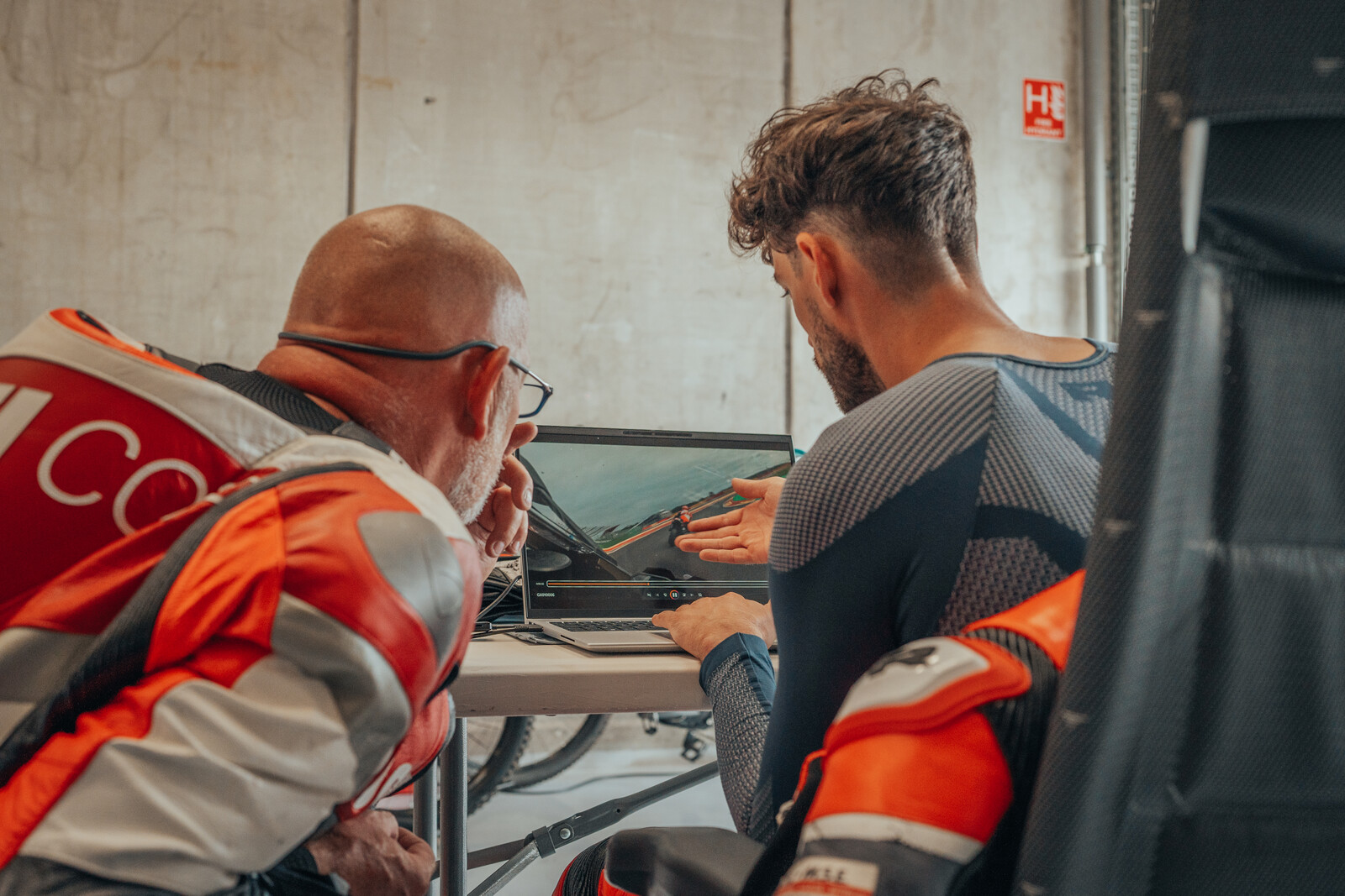 Exclusive Motorsport Racing Experience on Ducati-racebikes